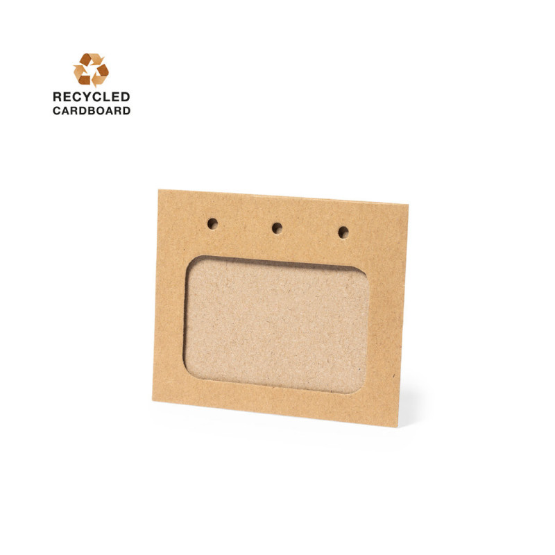 Porte badge en carton personnalisable - laboiteaobjets.com
